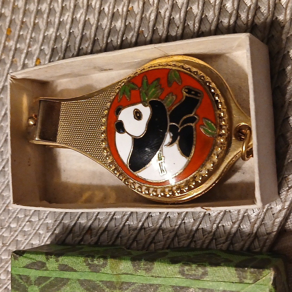 Asian Inspired Keychain , Nail Clippers-File , Bottle… - Gem